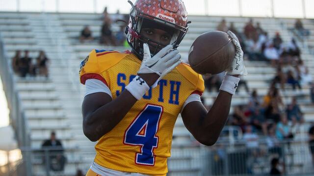 Merced County football game offers $21K in scholarships | Merced Sun-Star