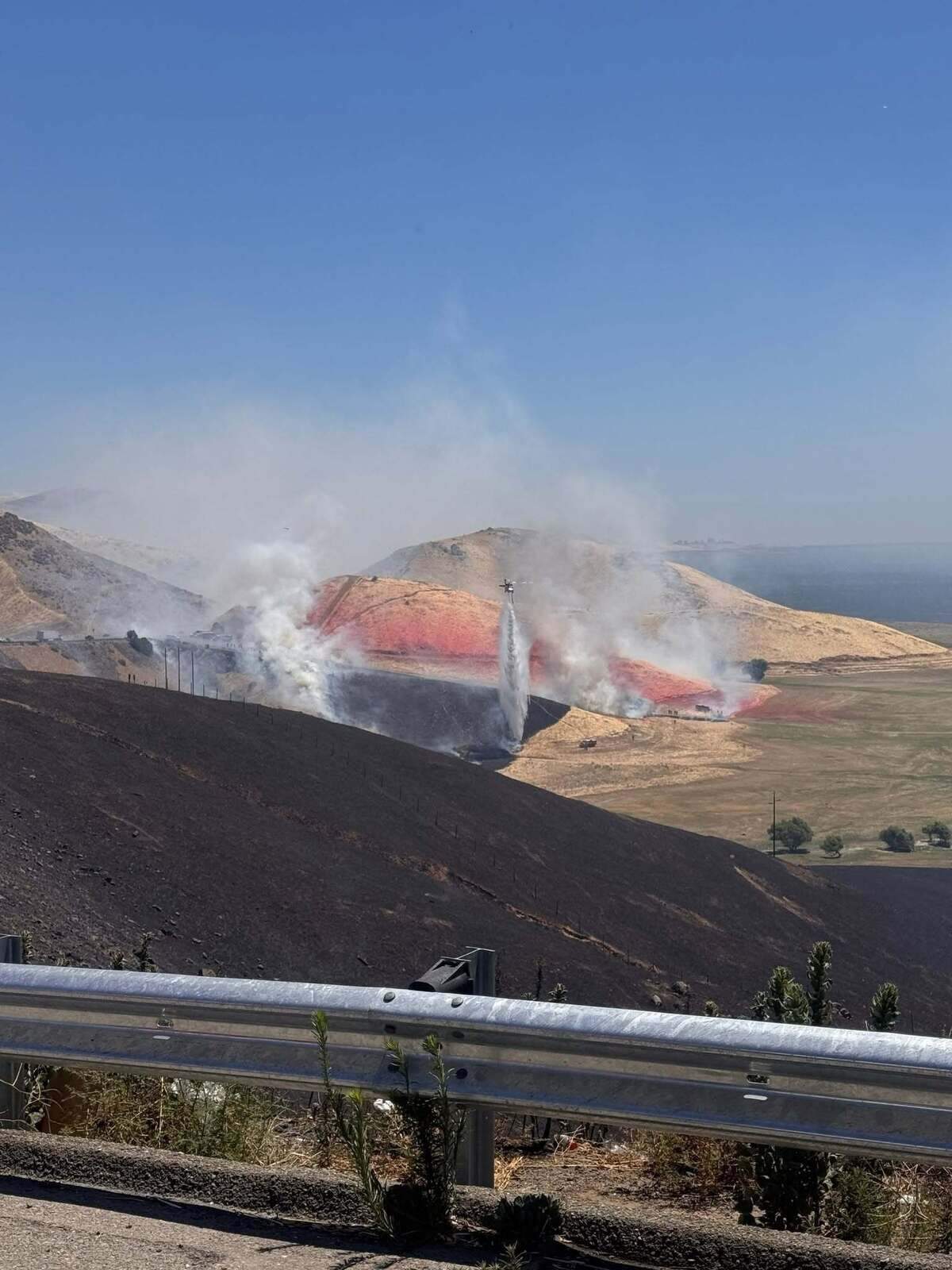Wildfire breaks out near San Luis Reservoir, Cal Fire responds | Merced ...