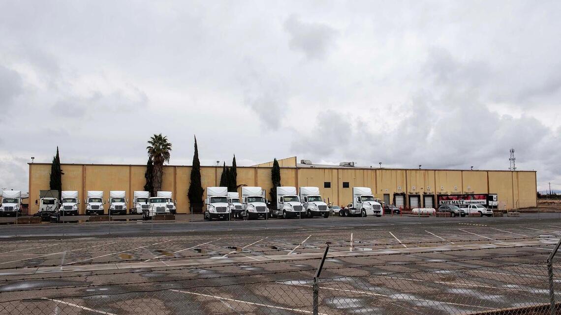 Save Mart Companies closes distribution center | Merced Sun-Star